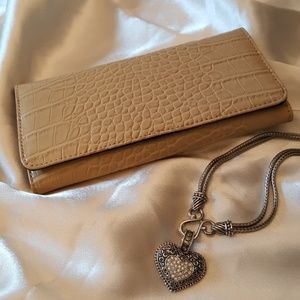 Mani | Bags | Brand New Wallet Faux Alligator Style | Poshmark